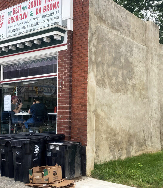 serve burgers pennsylvania restaurant ftr