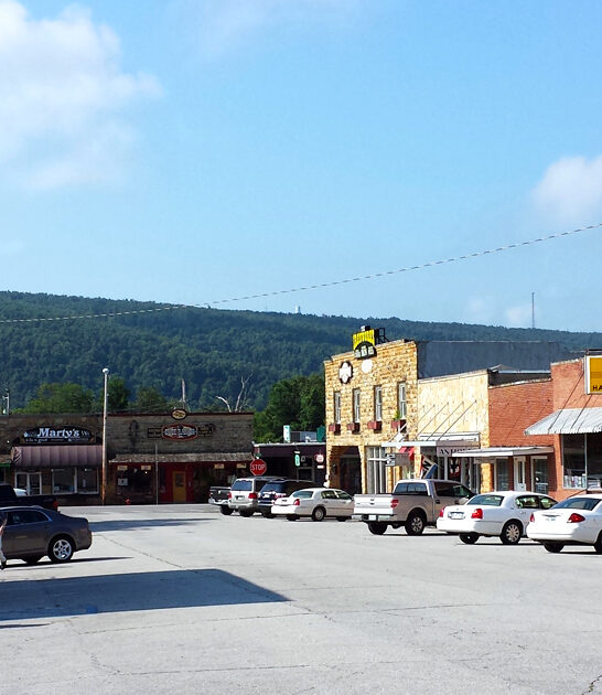 simple arkansas town living ftr