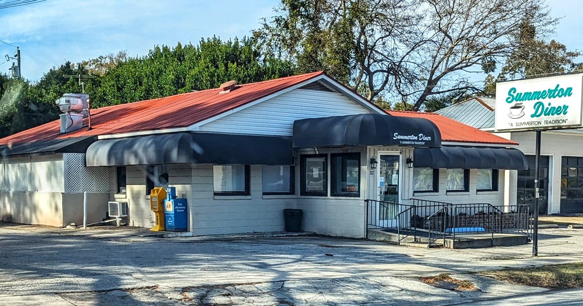 The No-Frills Restaurant In South Carolina That Locals Swear Has The ...