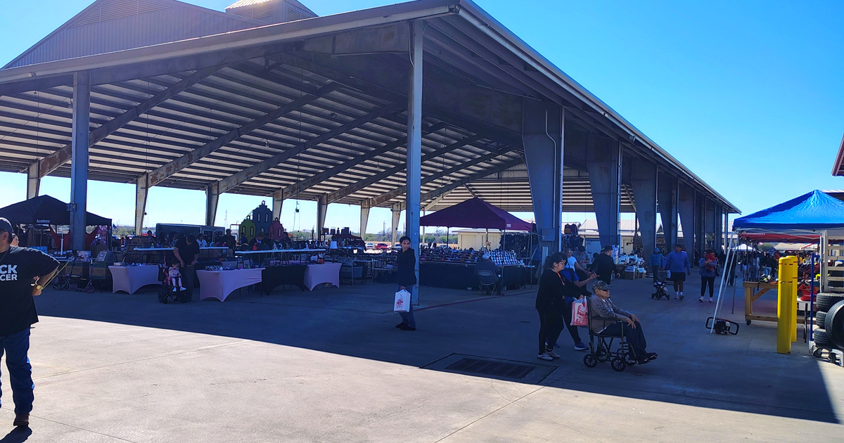 12 Enormous Flea Markets In Texas That Are Absolutely Worth The Road Trip