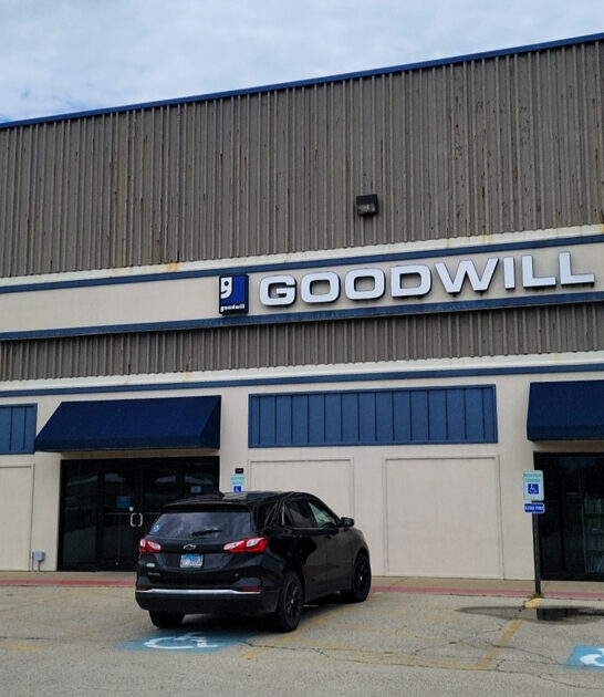 thrift illinois enormous stores ftr