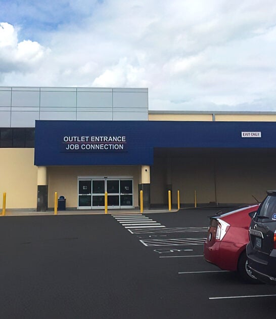 thrift store hours oregon ftr