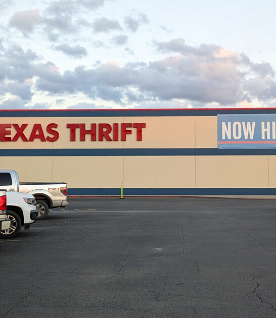 thrift store hours texas ftr