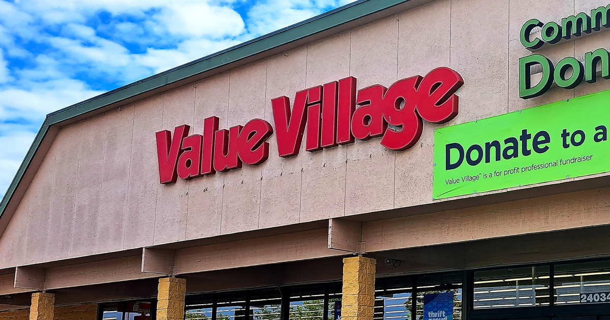 The Enormous Thrift Store In Washington That’s Too Good To Pass Up