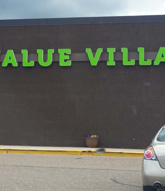 thrift store minnesota gigantic ftr