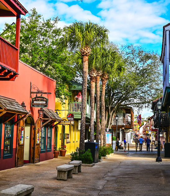 town movie charming florida ftr