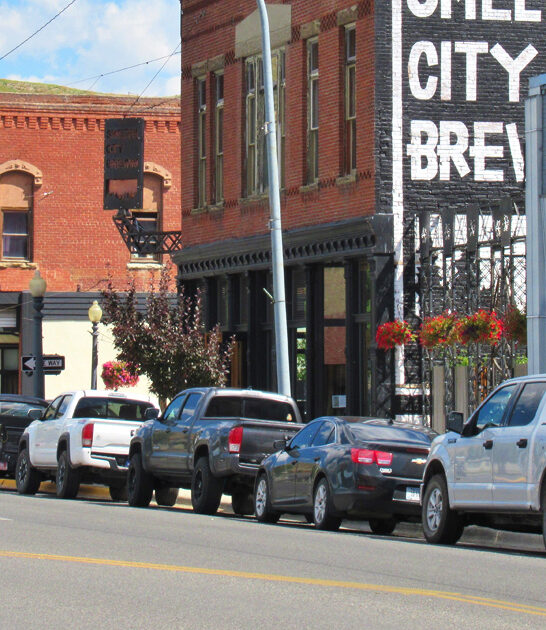 town paced montana behind ftr