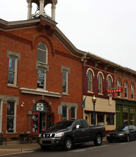 towns michigan simple living ftr