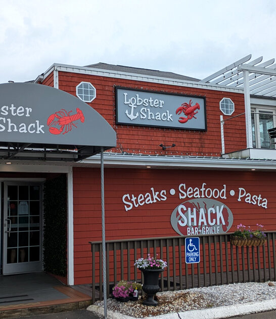 unassuming restaurants lobsters connecticut ftr