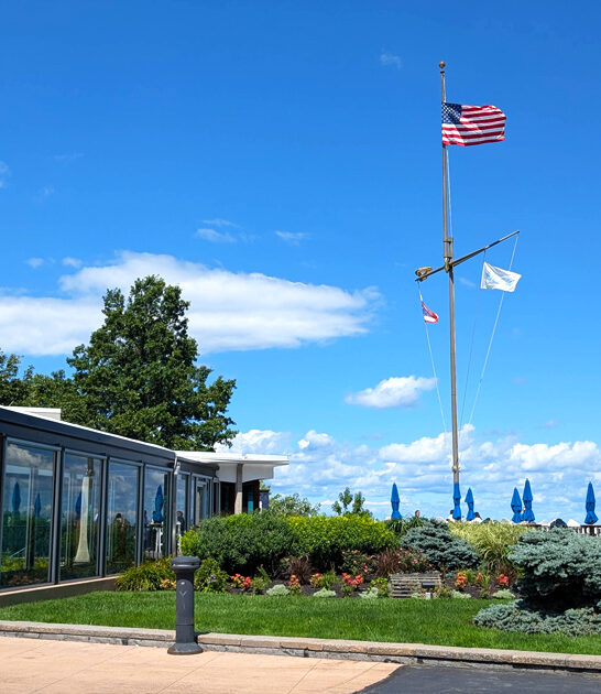 unassuming restaurants ohio seafoods ftr