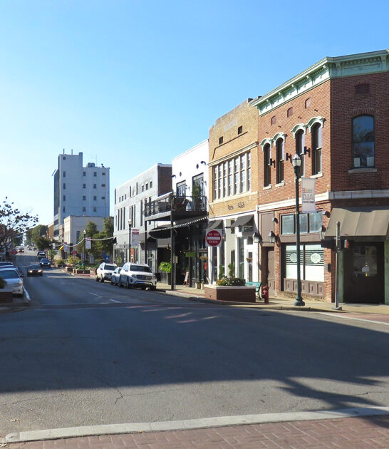 underrated cities arkansas getaways ftr