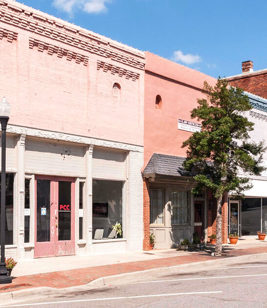 underrated town georgia month ftr