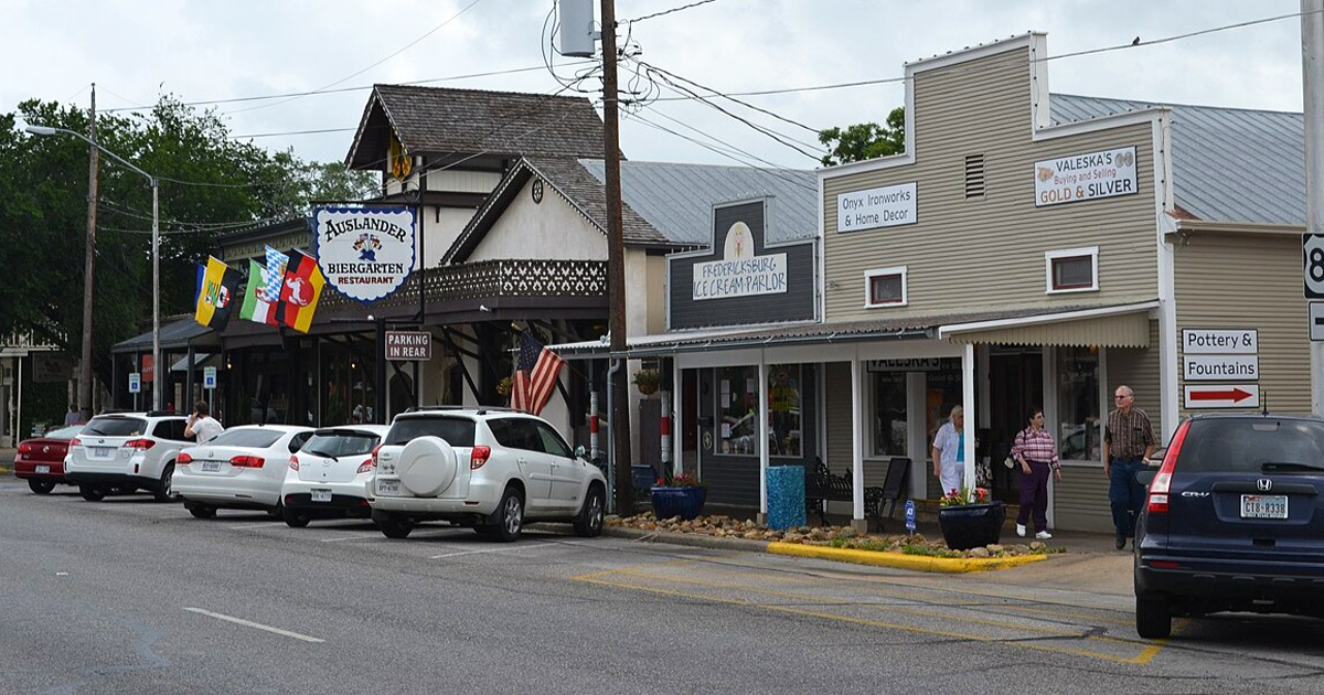 The Underrated Town In Texas That's Perfect For Retiring Without ...