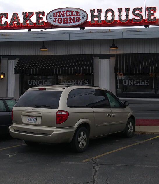 unpretentious chicken waffles ohio ftr