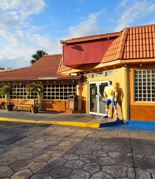 unpretentious restaurants steak florida ftr