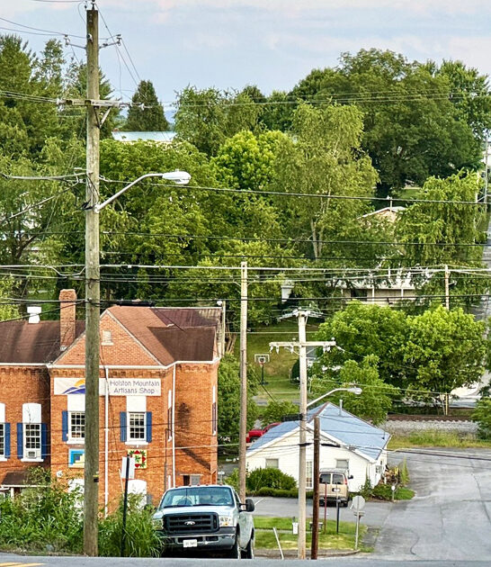 virginia gorgeous town postcard ftr