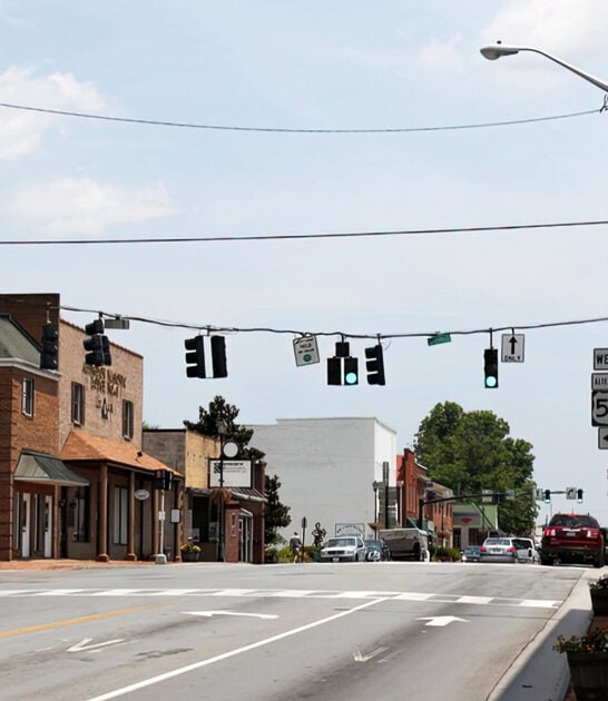 The Charming Town In Virginia Where You Can Live Peacefully And Debt-Free