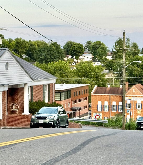 virginia town peaceful living ftr