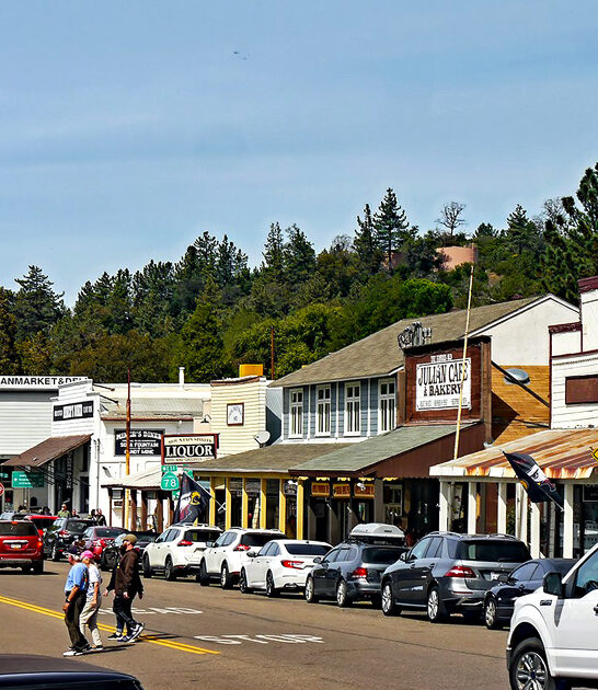 weekend california towns getaways ftr