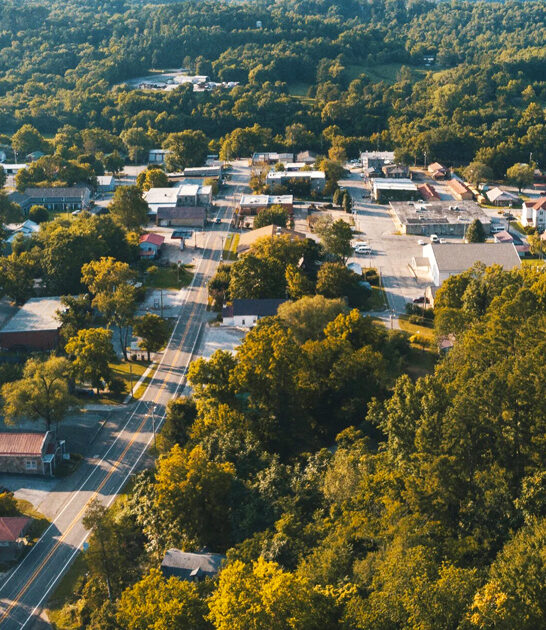 weekend mountain town arkansas ftr