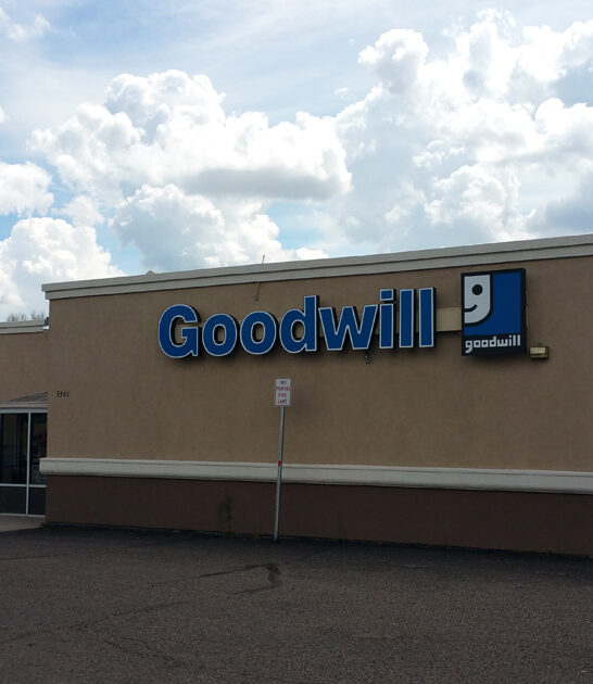 wyoming enormous thrift store ftr