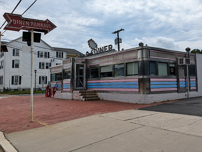 The classic stainless steel exterior with its signature blue stripe announces you've arrived at diner nirvana. No GPS needed&mdash;just follow your appetite.