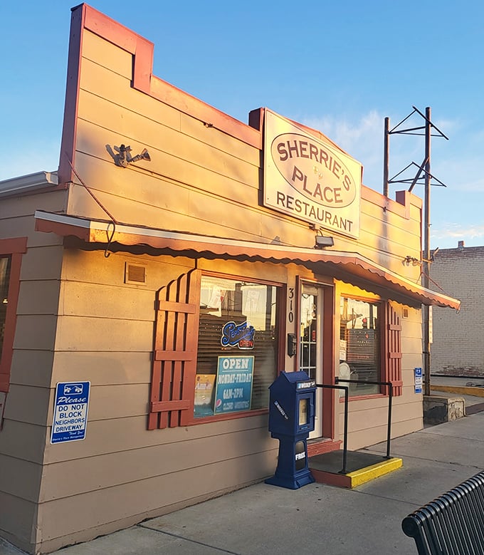 The unassuming exterior of Sherrie's Place in Casper stands as a beacon of breakfast hope on Yellowstone Highway, promising comfort without pretension.
