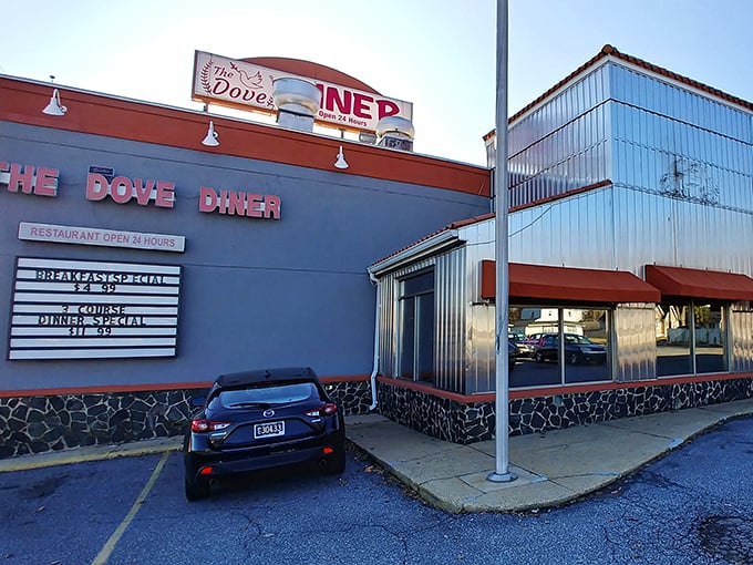 Blue and orange with a touch of stone&mdash;this diner doesn't need neon to announce its 24-hour promise of comfort food.