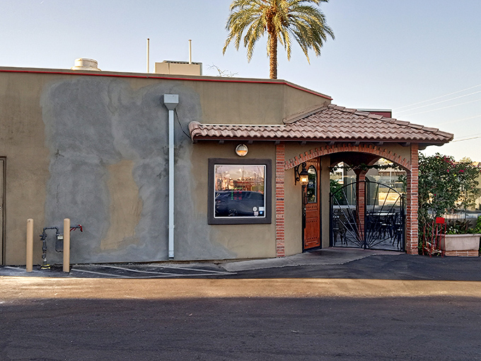 Pizza Heaven Bistro's unassuming exterior hides culinary treasures within, like finding a diamond in Arizona's desert landscape.