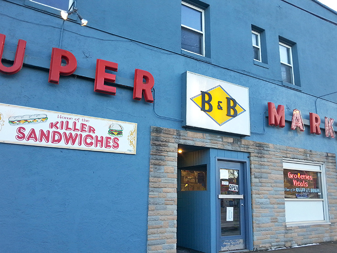 From the outside, B&B looks refreshingly unpretentious – like a neighborhood secret waiting to be discovered.