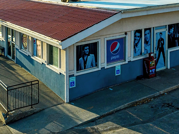 Elvis hasn't left the building&mdash;he's plastered all over it! The unassuming exterior of R&B Breakfast Club promises rock 'n' roll flavor before you even step inside.