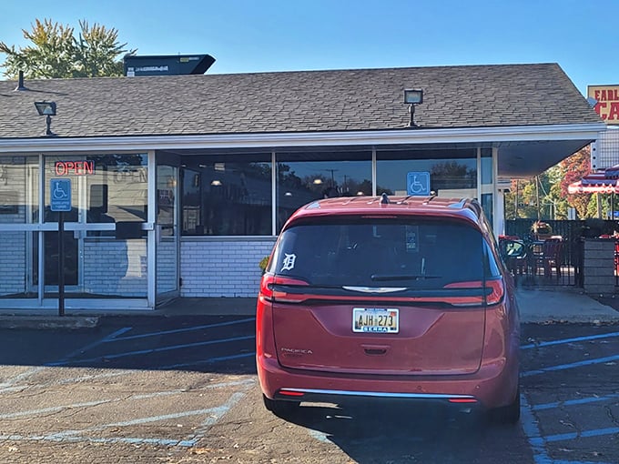 The unassuming exterior of Early Bird Cafe beckons with promise &ndash; like that friend who doesn't brag but always delivers.