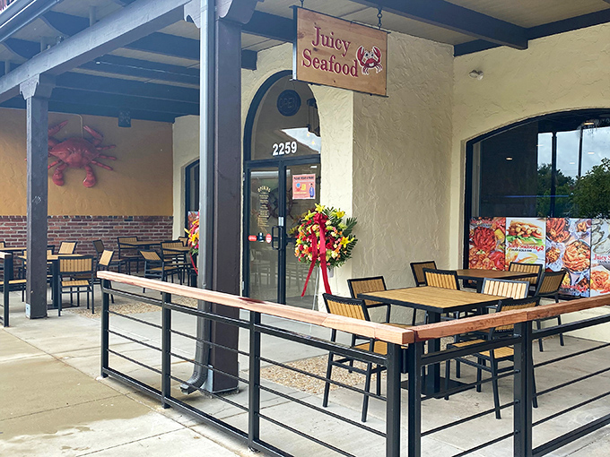 The unassuming exterior of Juicy Seafood in Silver Spring promises little but delivers big&mdash;like finding a pearl in the most ordinary-looking oyster.