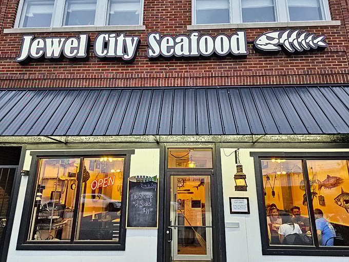 The brick fa&ccedil;ade of Jewel City Seafood stands as an unassuming temple to maritime delights in downtown Huntington. No fancy frills, just seafood thrills.