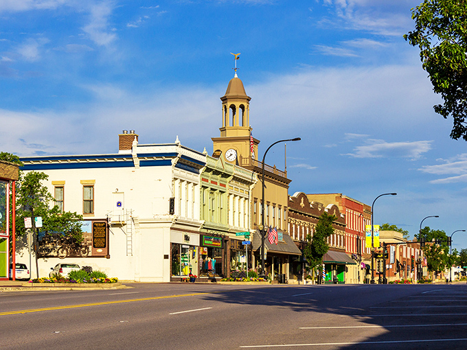 Downtown Geneva looks like it was plucked straight from a Norman Rockwell painting, complete with that clock tower keeping watch over Third Street's historic charm.