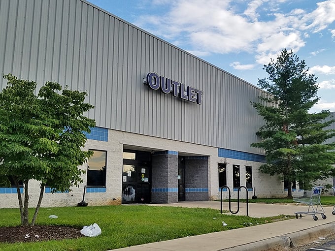 The unassuming exterior of bargain paradise. Like a treasure chest disguised as an industrial building, the Goodwill Outlet beckons to savvy Delaware shoppers.