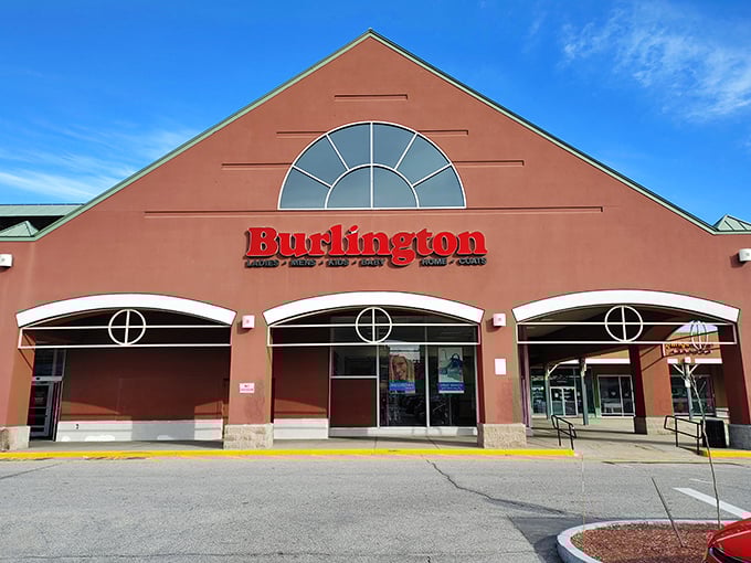 Burlington's distinctive terra-cotta fa&ccedil;ade promises treasure hunting adventures within. The arched windows are like portals to a bargain-seeker's paradise.