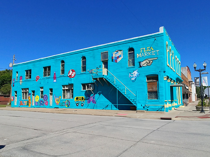 The turquoise beacon of bargain hunting stands proudly in downtown Hamburg, like a siren calling to treasure seekers everywhere.