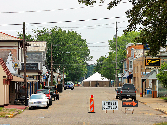 Downtown Bolivar preparing for a festival, where the only traffic jam you'll find is people deciding which homemade pie to try first.
