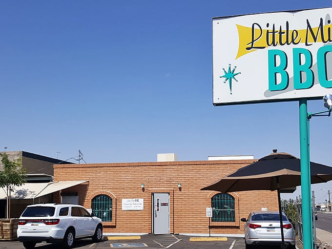 The unassuming brick exterior of Little Miss BBQ hides culinary treasures within, like finding a Picasso at a yard sale.