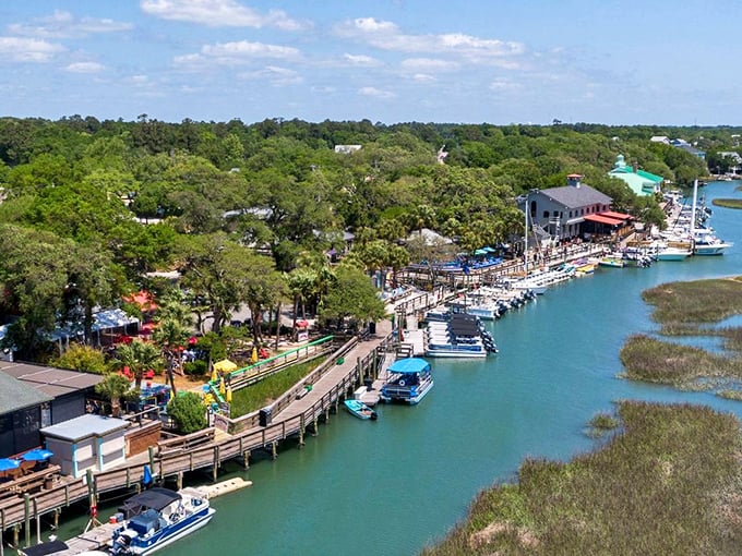 That turquoise water isn't Photoshopped &ndash; Murrells Inlet really does look this impossibly beautiful on a sunny day.