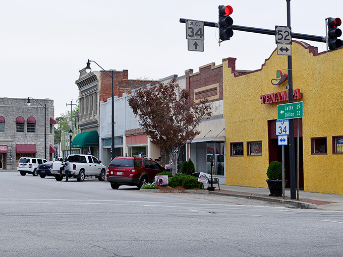 Where highways 34 and 52 intersect, so do past and present. Darlington's colorful downtown invites exploration without pretense &ndash; just genuine South Carolina character.
