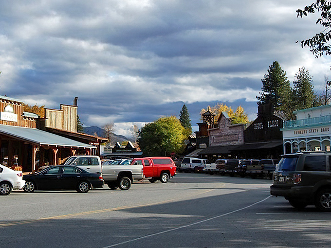 Those storefront parkings aren't movie props&mdash;they're the real deal, complete with creaky boardwalks and mountain views that never quit.
