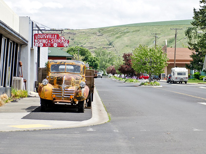 Time stands still on Pomeroy's streets, where vintage trucks aren't museum pieces but working vehicles. Small-town charm with rolling hills as the backdrop.
