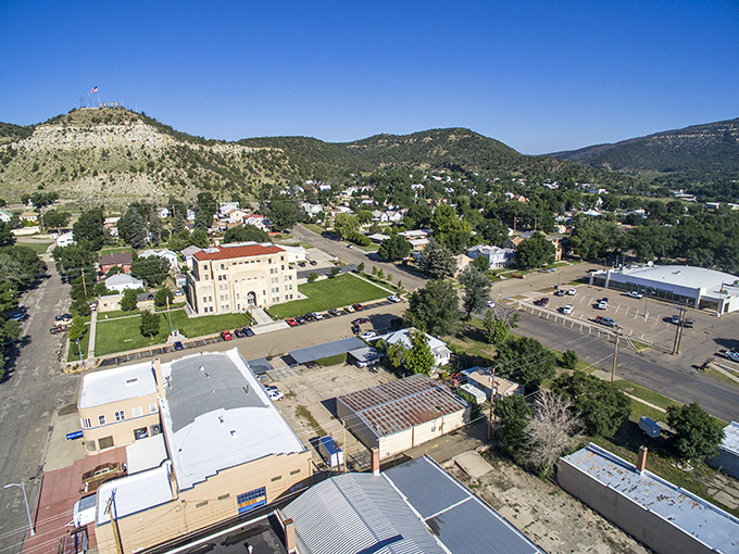 Raton's panoramic vista showcases nature's perfect backdrop for affordable living. Those mountains aren't just for show&mdash;they're your free daily entertainment.