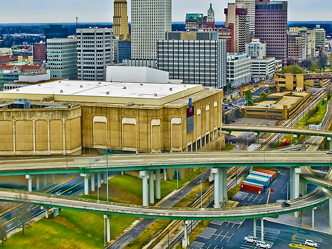 Memphis's urban planning includes these impressive highway interchanges &ndash; proof that even infrastructure can have a certain Southern swagger.