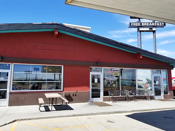 The unassuming red exterior of HQ Southern BBQ proves once again that the best barbecue joints don't need fancy facades &ndash; just smoke signals that say "get in here now."