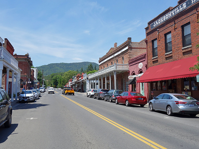 Downtown Jacksonville looks like a movie set, but it's the real deal &ndash; brick buildings and mountain backdrops creating a postcard-perfect main street.