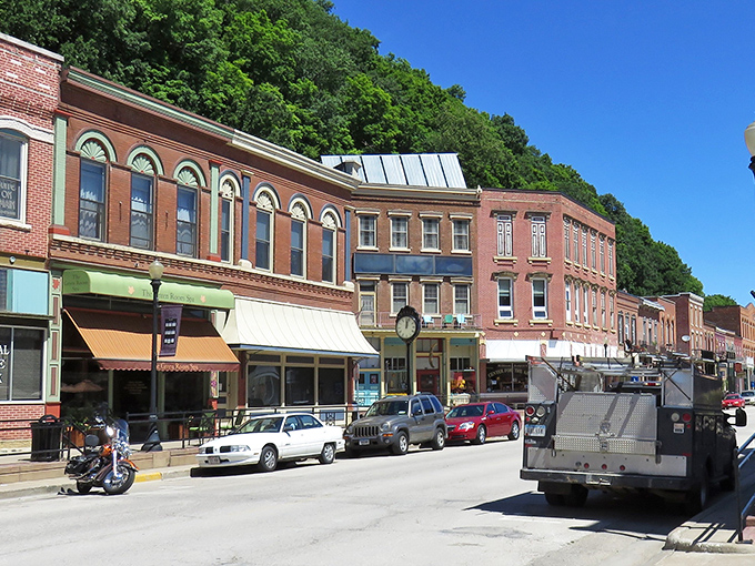 The architectural details alone are worth the trip. Those cornices and decorative brickwork? They just don't make 'em like this anymore.