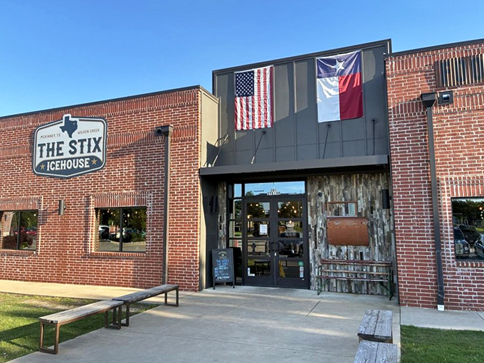 American flag on one side, Texas flag on the other &ndash; this place pledges allegiance to good food.